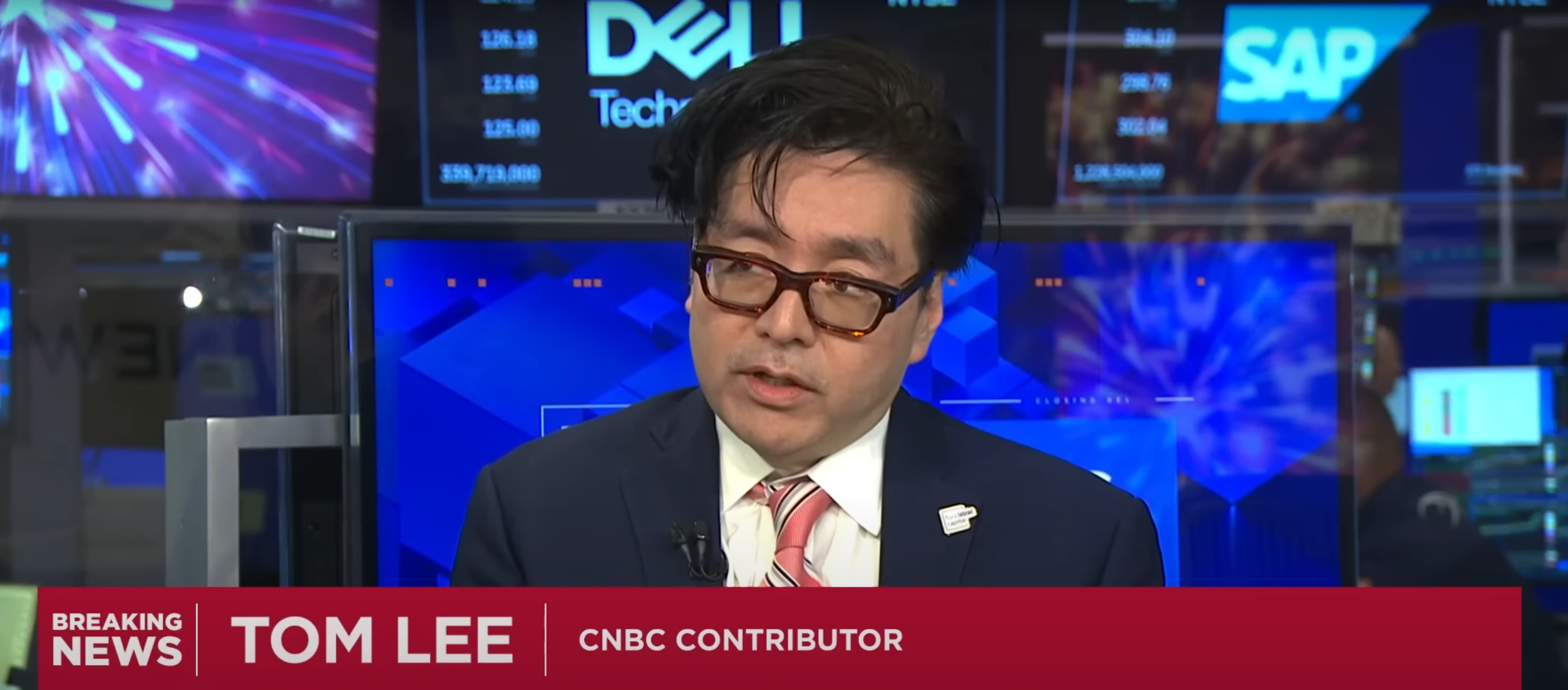 🤓 Tom Lee’s Bold New Call 🔮 - Smart Money Brief